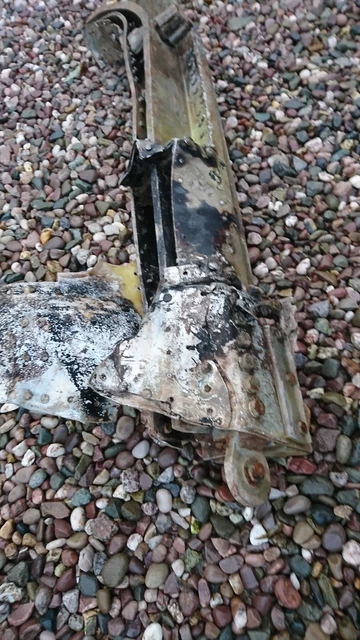 WW2 P47D WING Spar Crash Relic 42-7974 £69.99 - PicClick UK