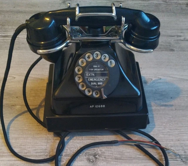 UNUSED ADMIRALTY/NAVAL Pyramid Black Metal and Bakelite Telephone £73. ...