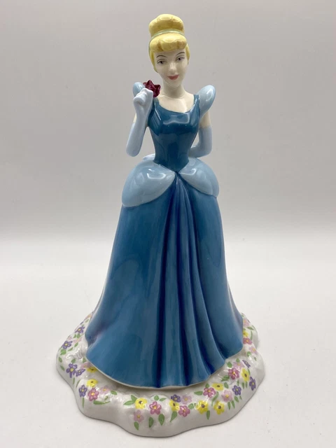 ROYAL DOULTON WALT Disney Princesses Showcase Collection Cinderella DP1 Figurine £5.99 - PicClick UK