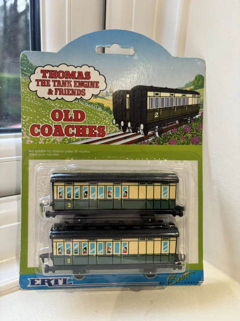 ERTL THOMAS THE Tank Engine & Friends - OLD COACHES - NEW - BOXED £19. ...