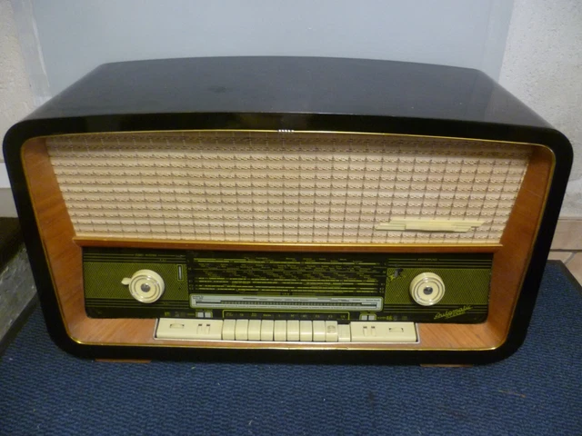 DDR RFT RÖHRENRADIO Radio " Stradivari 4 automatic " funktionsfähig ...