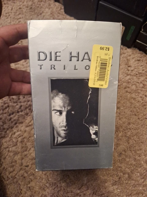 DIE HARD TRILOGY VHS Box Set Bruce Willis 1996 £5.31 - PicClick UK