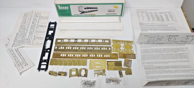ROXEY SR MAUNSELL 7 Compt 1st High Window etched brass coach kit 4C135 ...