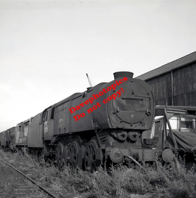 B&W TRAIN / Railway Negative (6x6cm) 1960s -Class Q1 No. 33020 awaiting ...