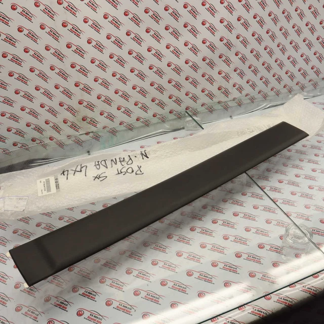 MOULURE PORT AVANT SX Fiat Panda 03-12 Cod. 735357220 Neuf Originale ...