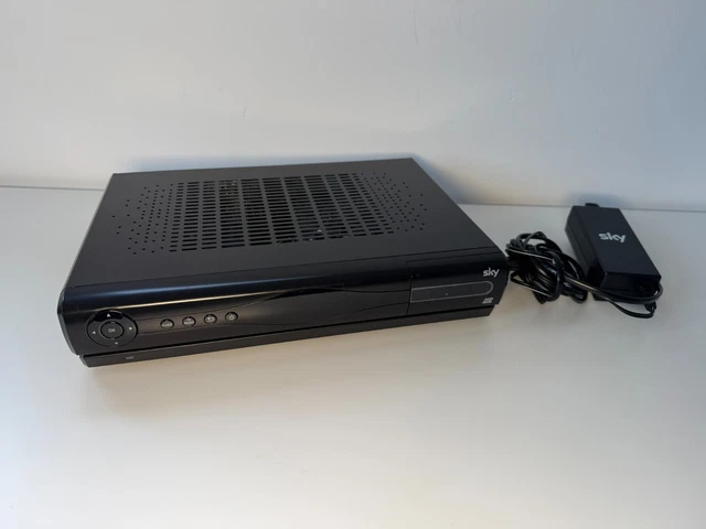 PACE S HD 501C Sky / Sky+ Receiver mit 320GB Festplatte HDD Kabel ...