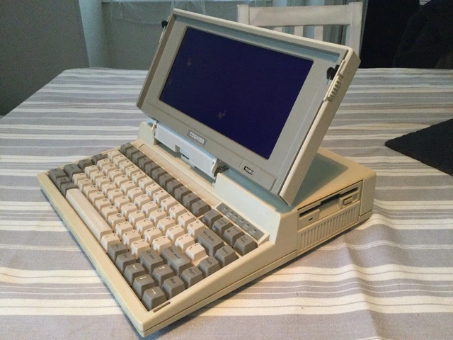 ORDINATEUR VINTAGE TOSHIBA T1200 EUR 30,00 - PicClick FR