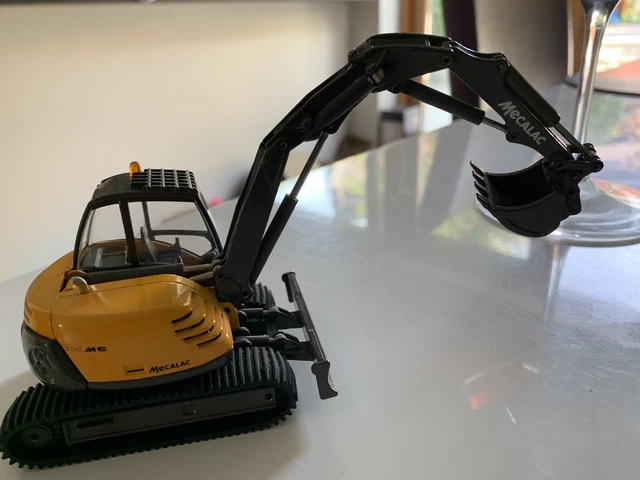 CONRAD MECALAC WHEELED Multipurpose Excavator 1/50 714MW £95.00 ...