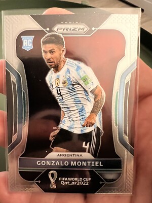 PRIZM PANINI FIFA World Cup 2022 Qatar Rookie GONZALO MONTIEL Argentina #3 EUR 10,50 - PicClick IT