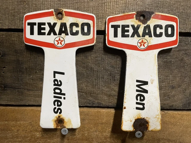 VINTAGE TEXACO RESTROOM Porcelain Sign Gas Station Toilet Key Fob Men ...