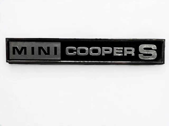 CLASSIC MINI - Mk3 - Cooper S Boot Badge - 69-71 - Used - Slight Marks ...