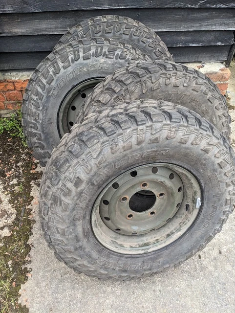 LAND ROVER DEFENDER GENUINE Wolf Steel Wheels and Cooper Discoverer ...