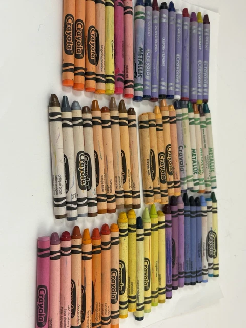 VINTAGE/RETIRED RARE CRAYOLA Crayons lot 9f 60 Including Glitter And ...