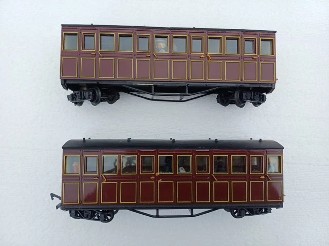 FREELANCE 7MM NARROW gauge bogie coaches based on 2 Peco 040 coach kits ...