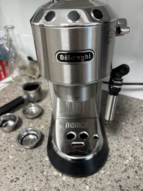 DE'LONGHI DEDICA PUMP Espresso Coffee Machine EC685.M Ex-Display. £37. ...