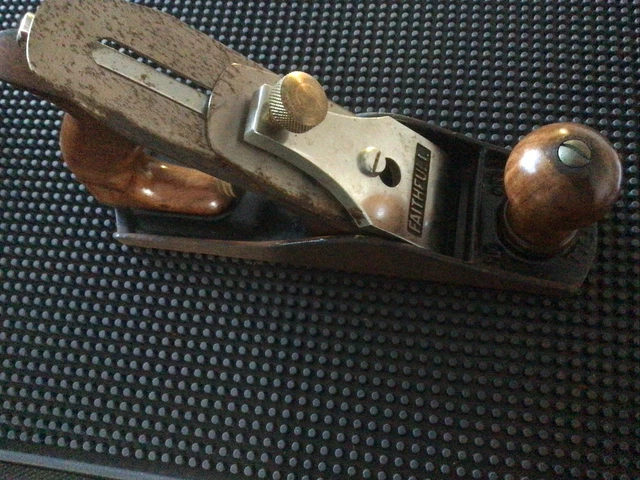 VINTAGE FAITHFULL NO 04 HAND PLANE SMOOTHING PLANE CARPENTERS TOOLS £22 ...