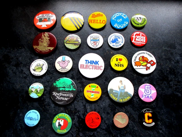SELECTION OF 1970S/80S Vintage Pin Badges MR MEN BUTLINS FONZ BUZBY ...