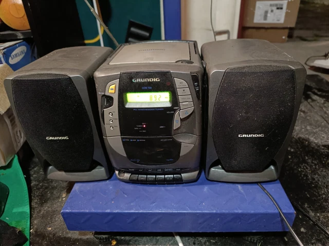 RADIO CASSETTE CD GRUNDIG Stereo CDM 700 Doppia Cassa . Leggi ...