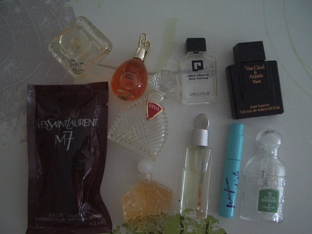 LOT DE 10 Miniatures de parfum ou eau de toilette - Sans Boîte - vide ou pleine EUR 5,00 ...