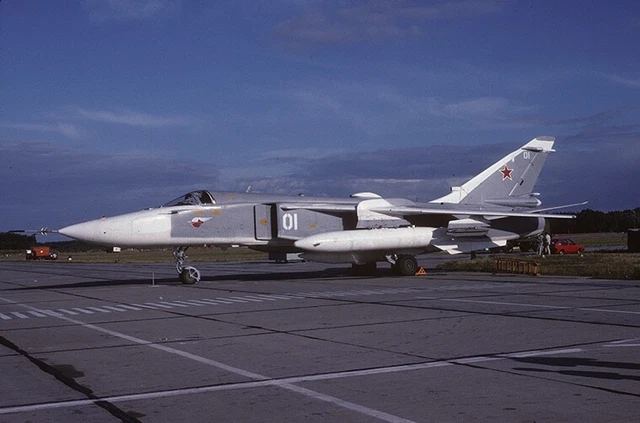 ORIGINAL COLOUR SLIDE Mikoyan Sukhoi Su-24MR Fencer E 01 White Soviet ...
