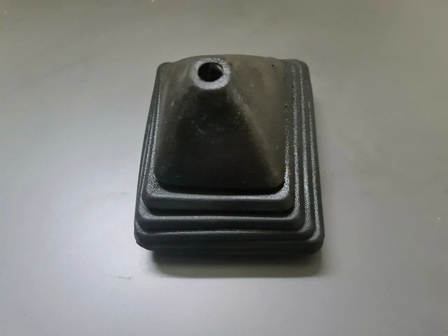 FORD FIESTA XR2 Mk 2 Gear Gator Rubber Genuine 81 Ab 7B118Aa Rare Now £ ...