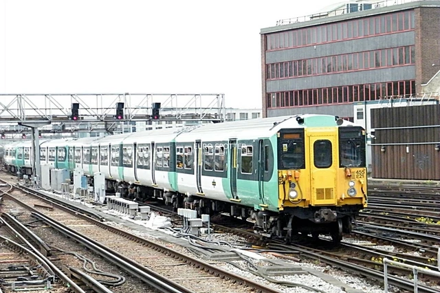 B83P 6X4 GLOSSY Photo Southern Class 455 5821 @ London Bridge £1.00 ...