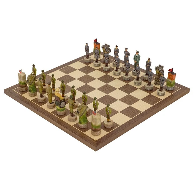 THE HITLER VS Roosevelt, second world war hand painted themed Chess set ...