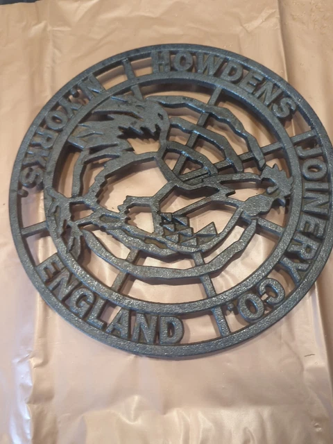 HOWDENS JOINERY CO, N. Yorks, England, Cast Iron Trivet, Excellent ...