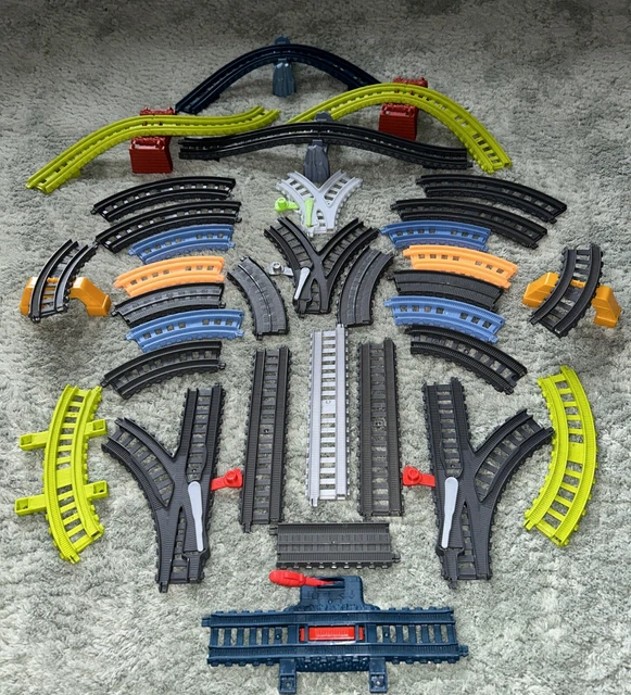 THOMAS THE TANK Engine Trackmaster Track Bundle Random M Com Post £15. ...