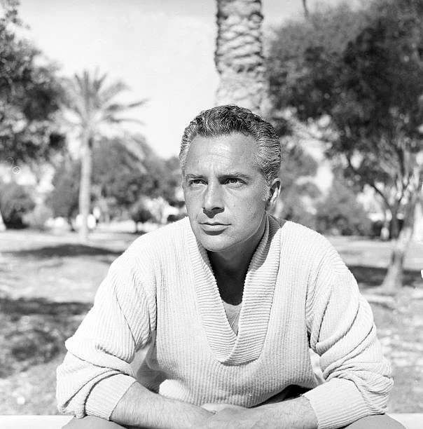 ITALIAN ACTOR ROSSANO Brazzi On The Set Of The Film Old Photo 1950S EUR ...