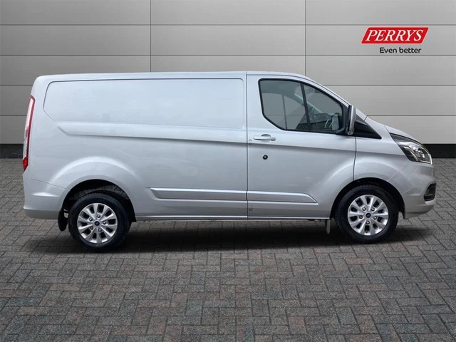 Ford Transit Custom Custom 300 L1 Limited Van 130ps Diesel £31 198 80