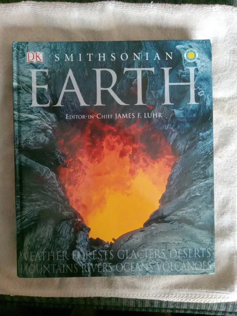 SMITHSONIAN EARTH - the definitive visual guide Science Educational ...