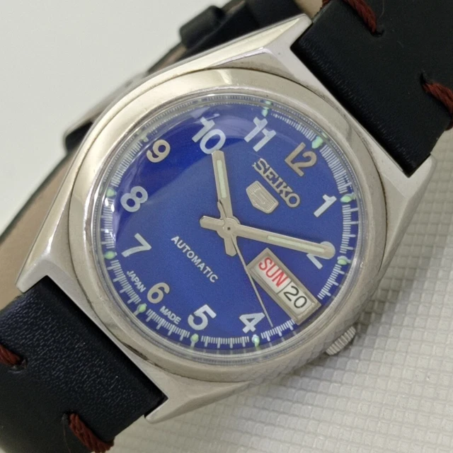 VINTAGE SEIKO 5 AUTOMATIC 7S26A JAPAN MENS DAY&DATE BLUE COLOR DIAL ...