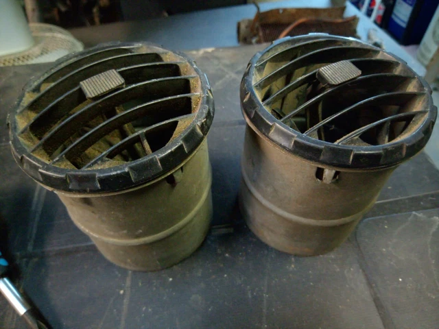 VW T2 BUS Camper Van Bay Genuine Left Right Front Dashboard Air Vents ...