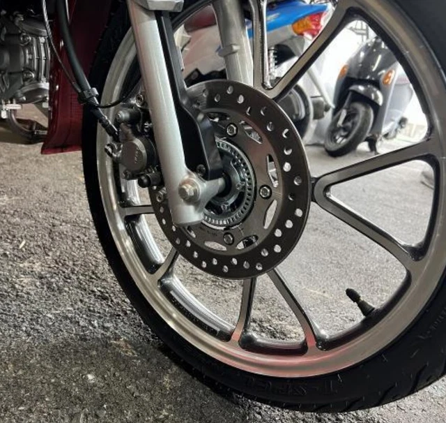 HONDA SUPER CUB C125 2023 Spring, Valve (Nhk Spring) 14751-K0N-D01 £4. ...