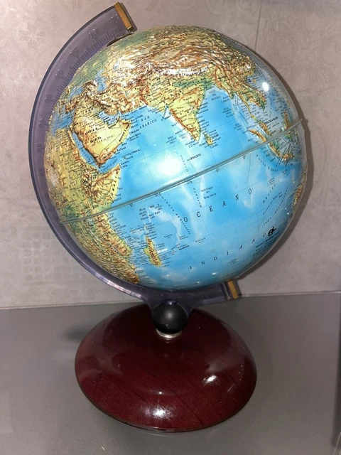 MAPPAMONDO A RILIEVO Anni 50. 1950s Embossed Globe. EUR 45,00 - PicClick IT