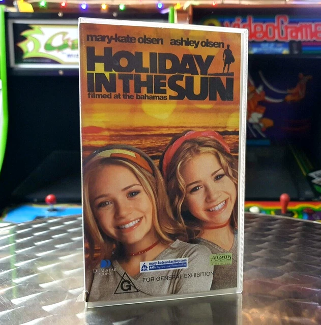 HOLIDAY IN THE Sun Mary-Kate & Ashley Olsen - Olsen Twins - VHS Video ...