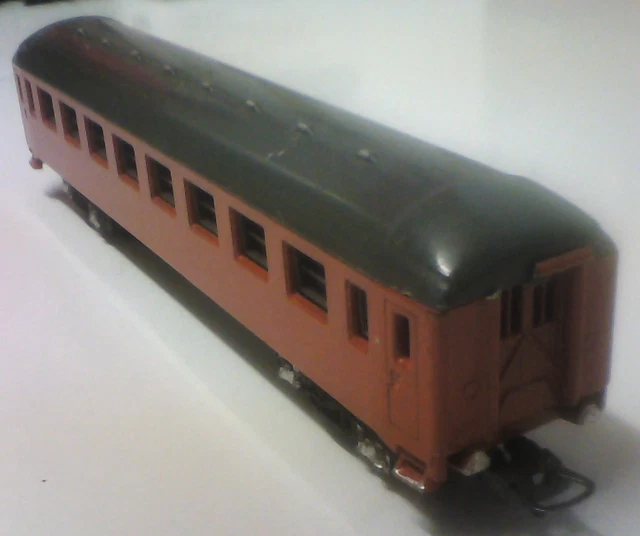 LIMA RED TRAIN Passenger Carriage Coach for Model Railway No Box £4.99 ...