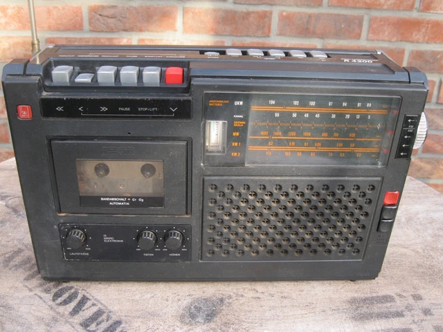 DDR RADIO RFT R 4200 STERN RADIO-RECORDER Kassettenrecorder EUR 23,00 ...