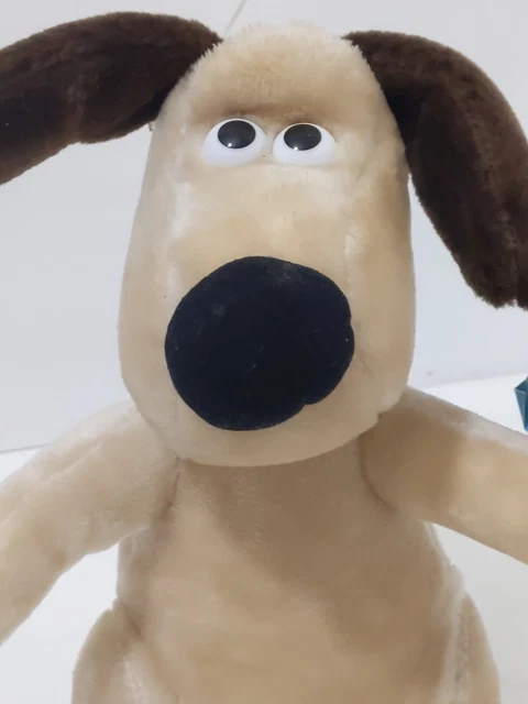 WALLACE & GROMIT Vintage Sitting Gromit Dog Plush Soft Toy by BORN TO ...