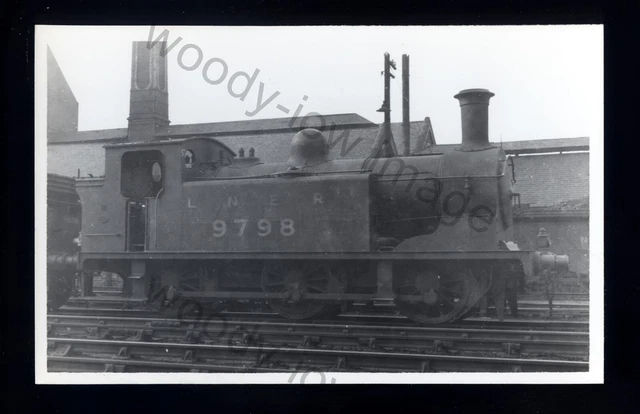 RY1875 - LNER Railway Engine No.9798 at Kipps c1937 - photograph £2.00 ...