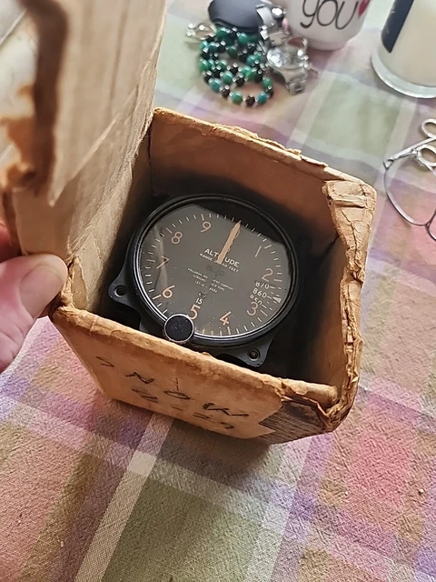 WW2 MILITARY AIRCRAFT Altimeter Indicator Instrument Kollsman 127-056 ...
