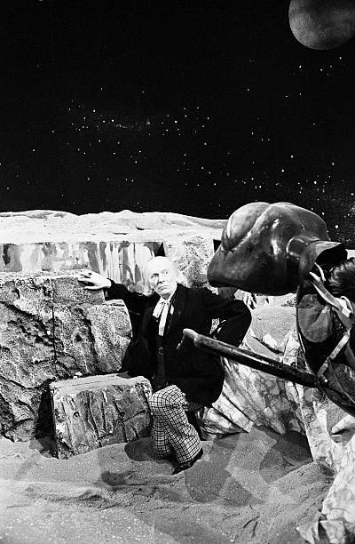 ACTOR WILLIAM HARTNELL - first Doctor - during rehearsals Tele- 1965 ...