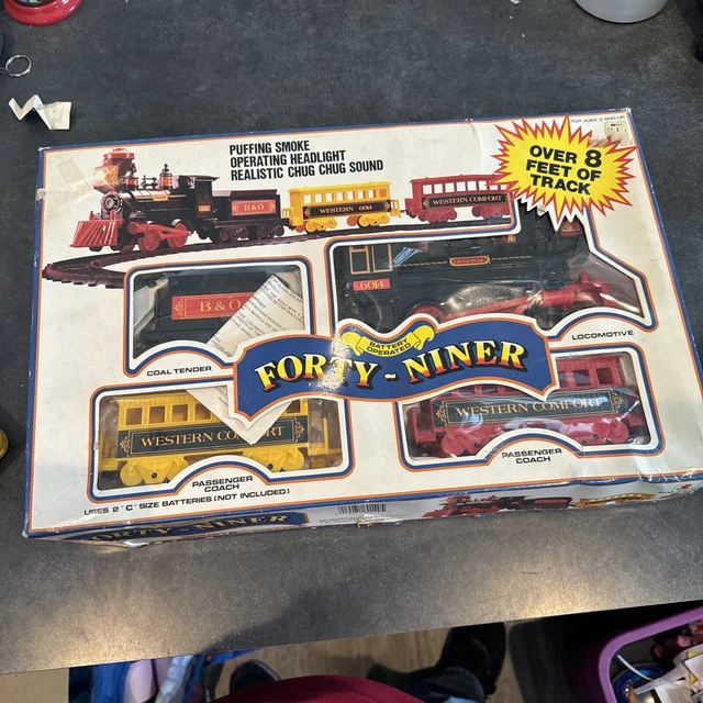 FORTY-NINER TRAIN SET Locomotive, 3 Cars, Track, Battery Op $23.08 ...