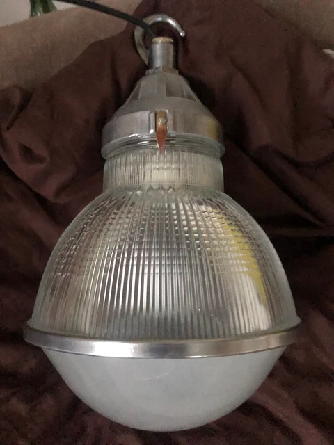 ANCIENNE SUSPENSION HOLOPHANE Lampe Vintage ----- Old Holophane Pendant ...