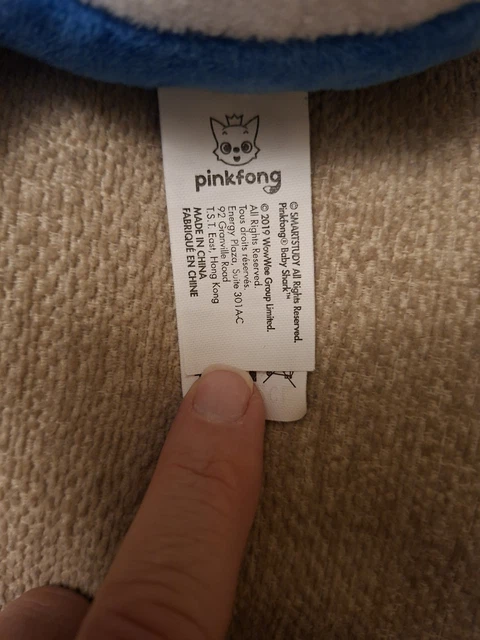 BABY SHARK DADDY Shark Plush Musical Hand Puppet WowWee Pinkfong ...