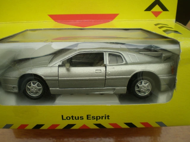 SHELL SPORTSCAR COLLECTION diecast Lotus Esprit Silver Diecast Model ...