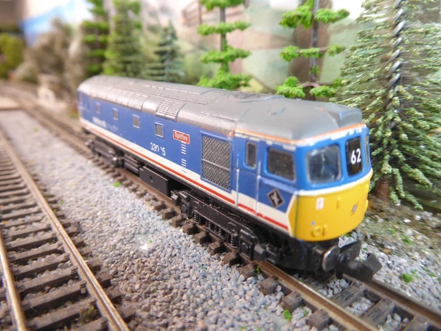 GRAHAM FARISH CLASS 33 035 SPITFIRE. NSE livery. N gauge. £30.00 ...