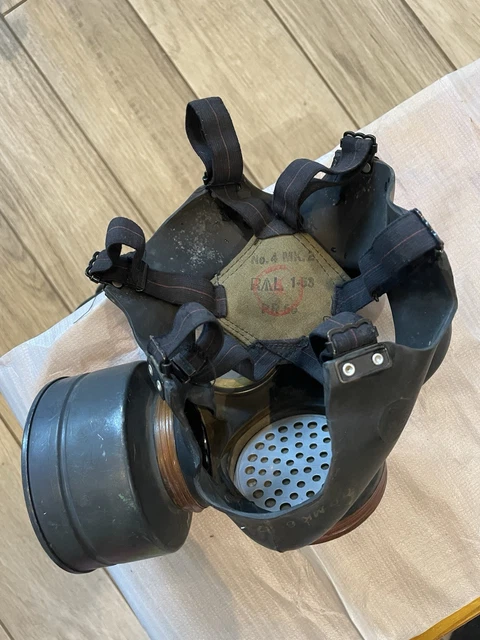 BRITISH ARMY WW2 Gas Mask Bag Respirator £89.12 - PicClick UK