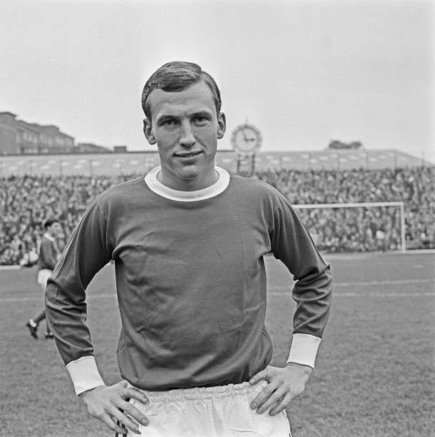 ENGLISH FOOTBALLER BOB McNab of Arsenal FC UK October 1966 OLD PHOTO $8 ...